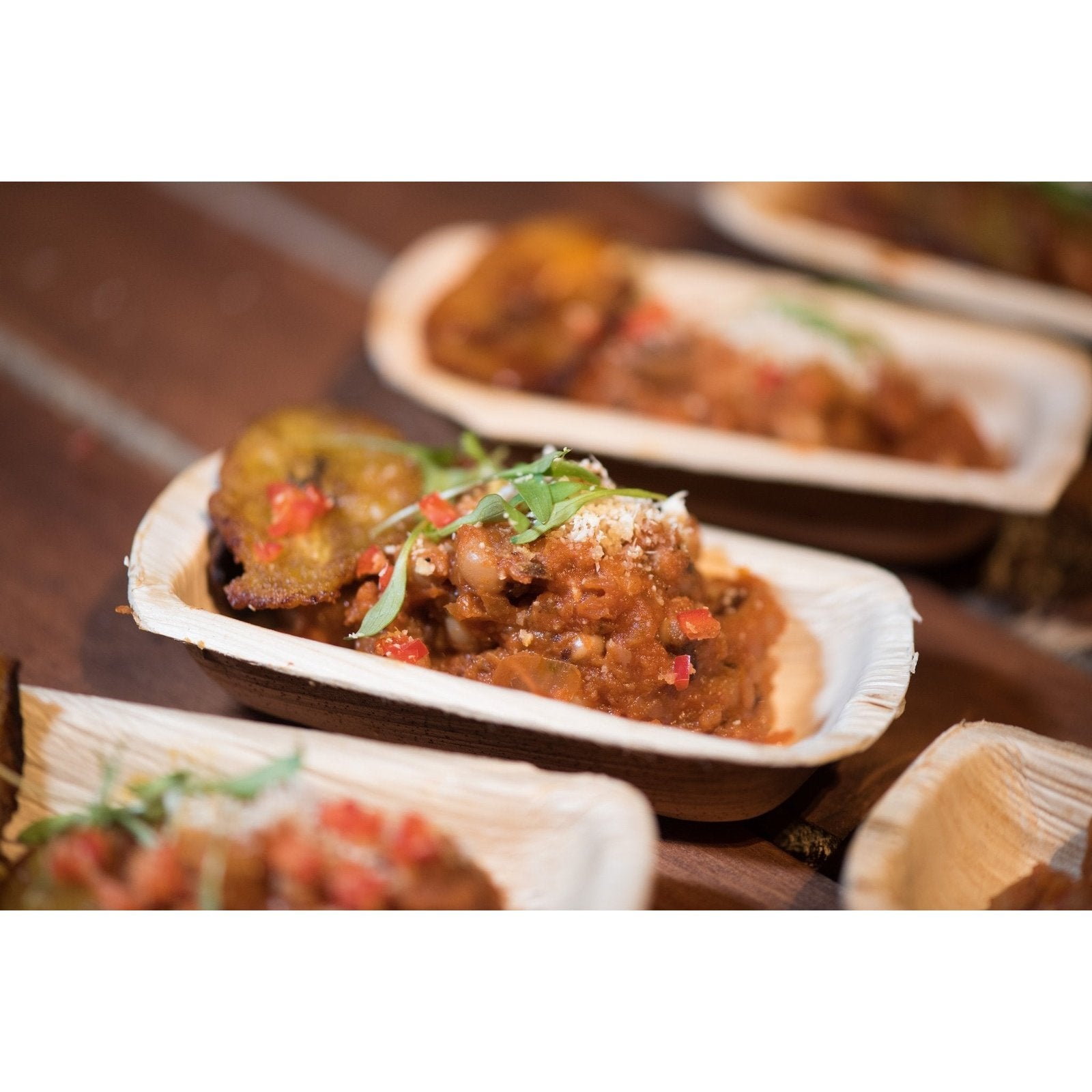 Get Ready to Party with Stylish palm leaf plates disposable - VerTerra ...