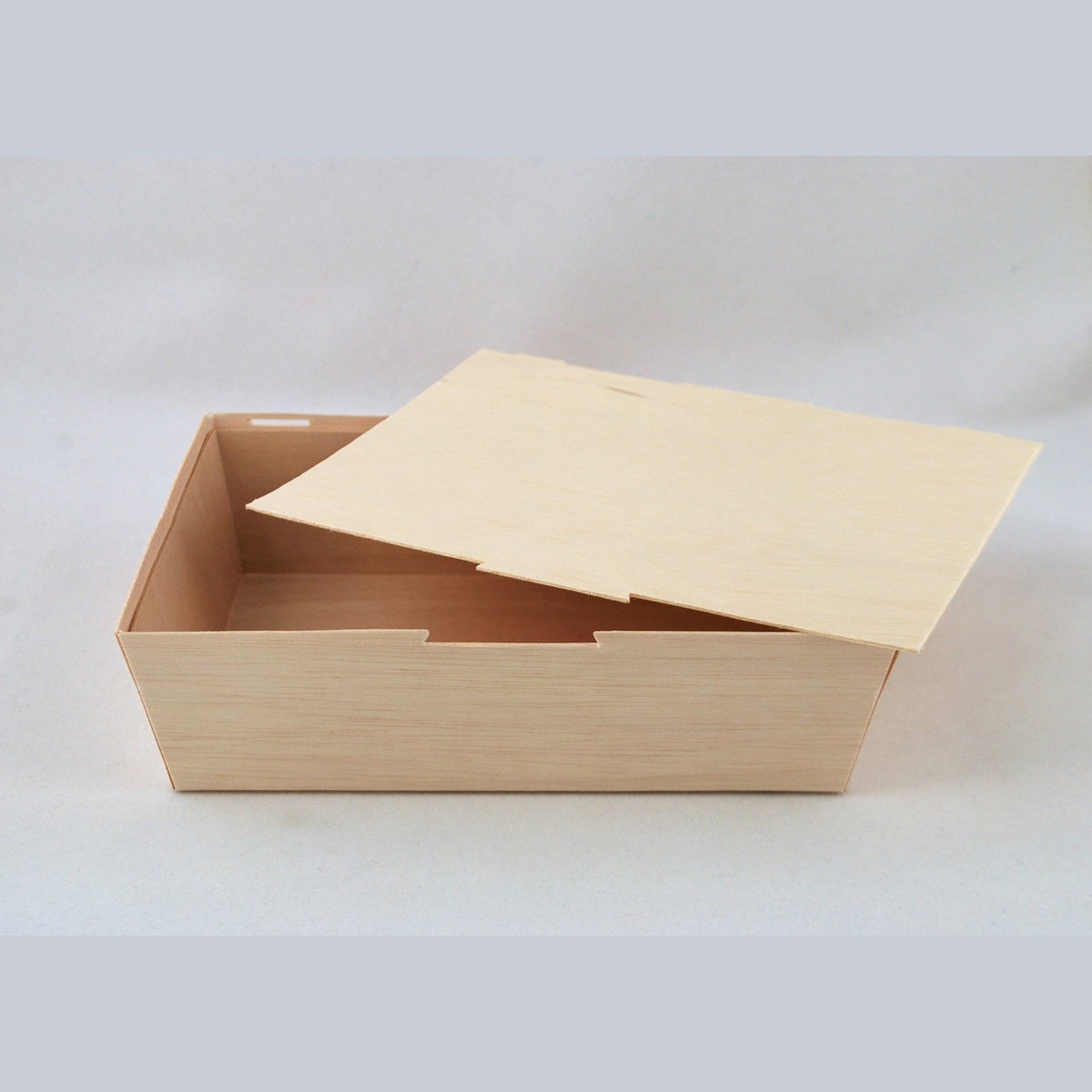 Bake to Perfection with a Stylish Baking Basket - VerTerra Dinnerware